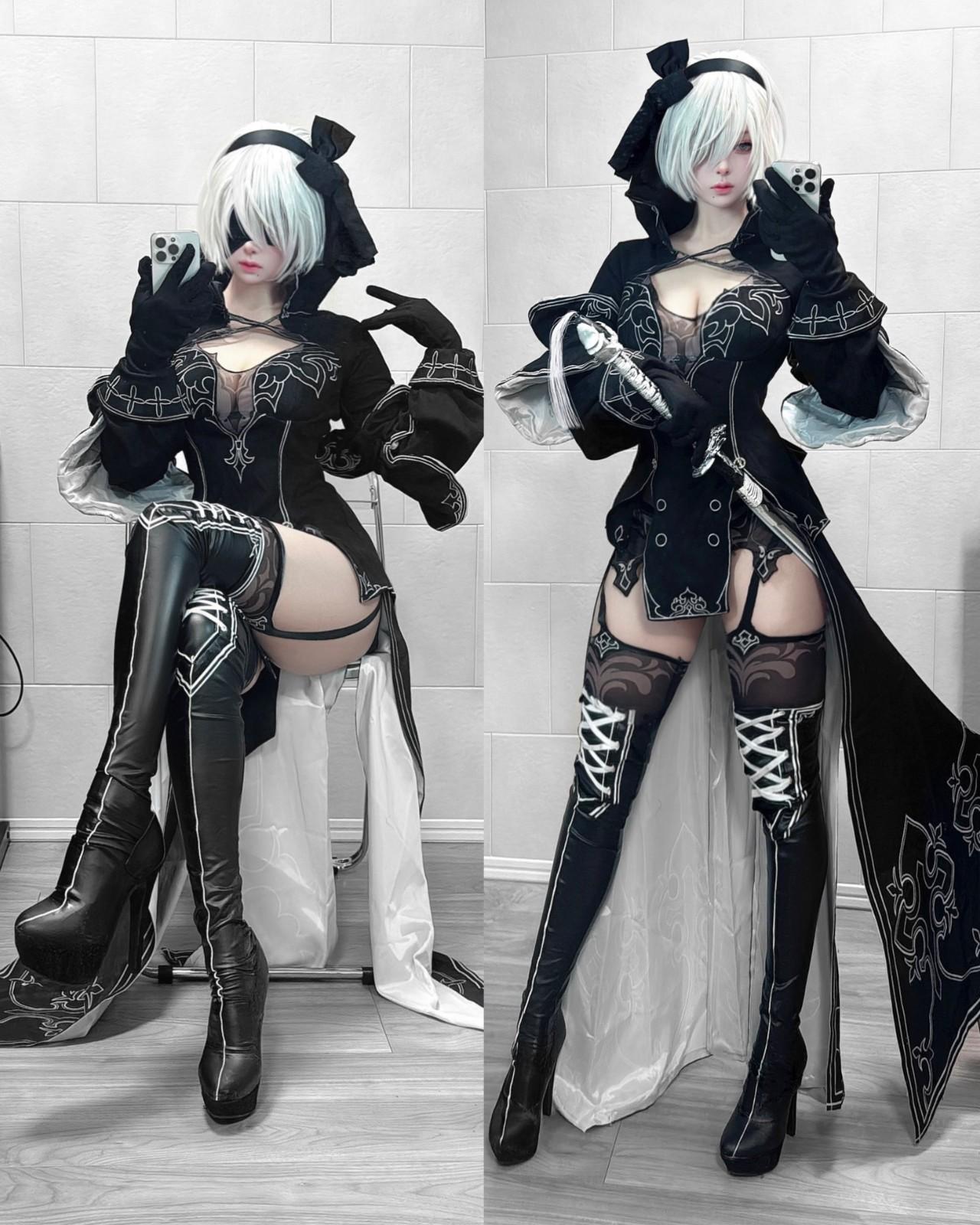 日本美女COS《尼爾》2B黑絲誘惑美圖 極致肉腿吸引目光 - 香港手機遊戲網 GameApps.hk